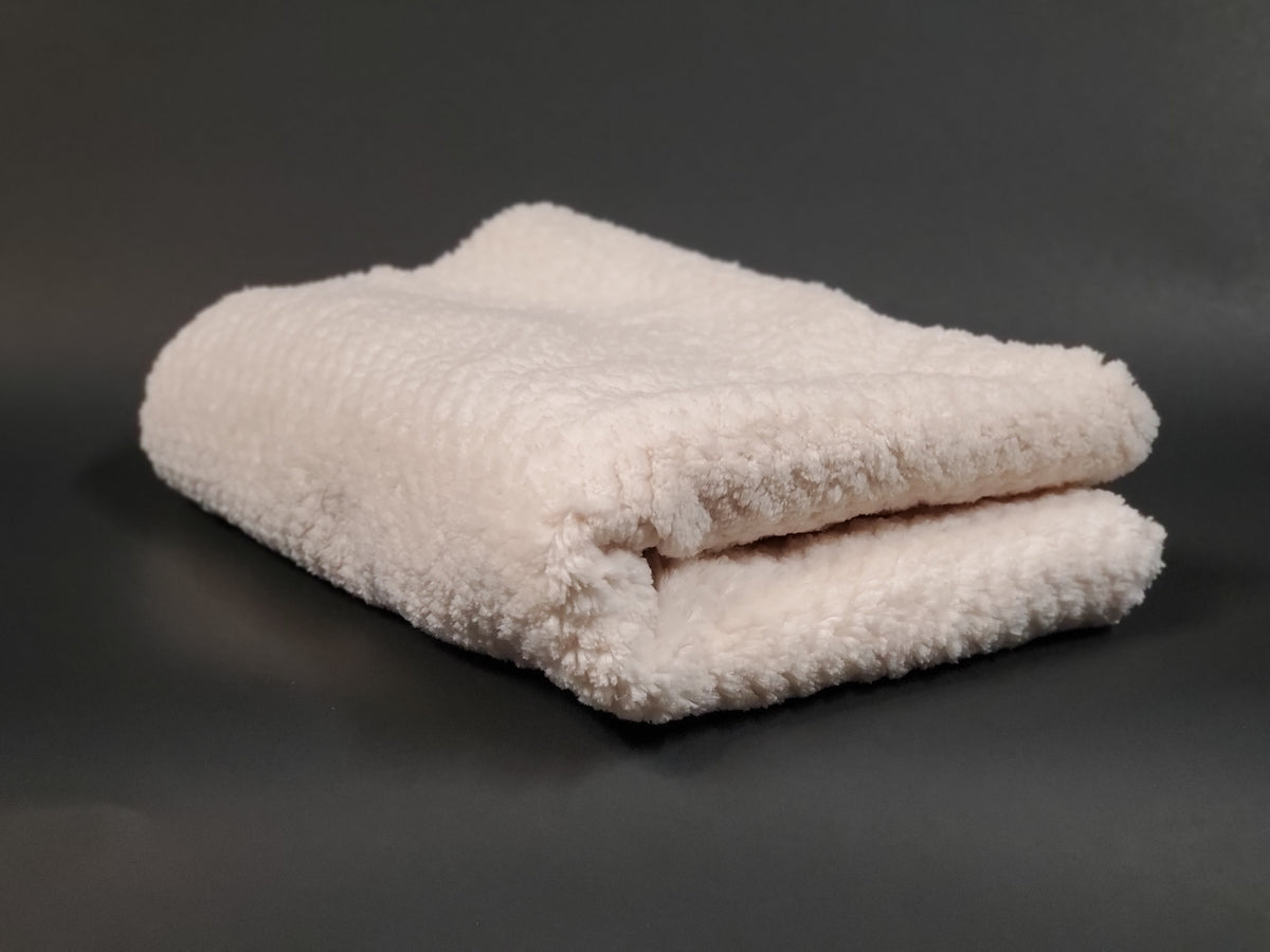 The Roman – Luxury Microfiber